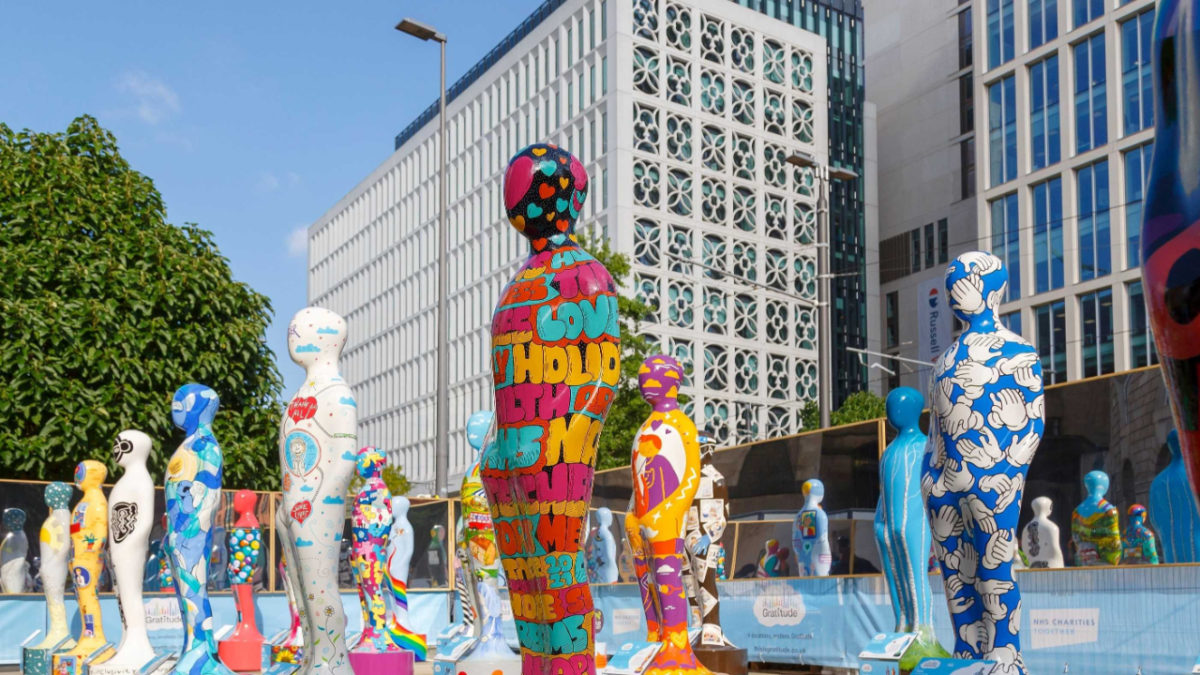 Astra Signs Pays Thanks to the NHS & Key Workers - Business Mondays