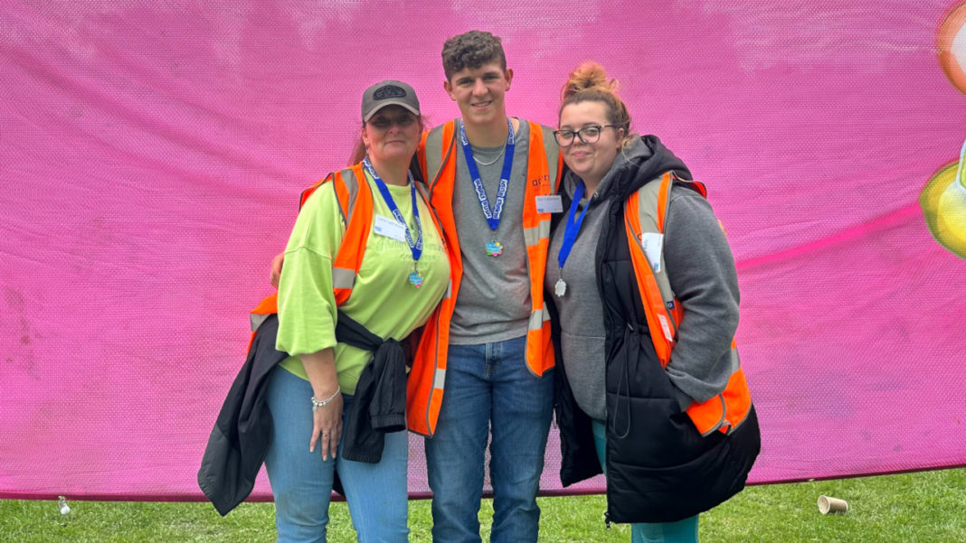 Daniel-Scott Recruitment Raises £610 for Acorns Children’s Hospice ...