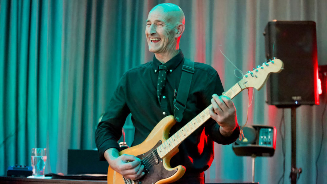 New Band Strikes A Chord For Bricklayer Stuart - Business Mondays