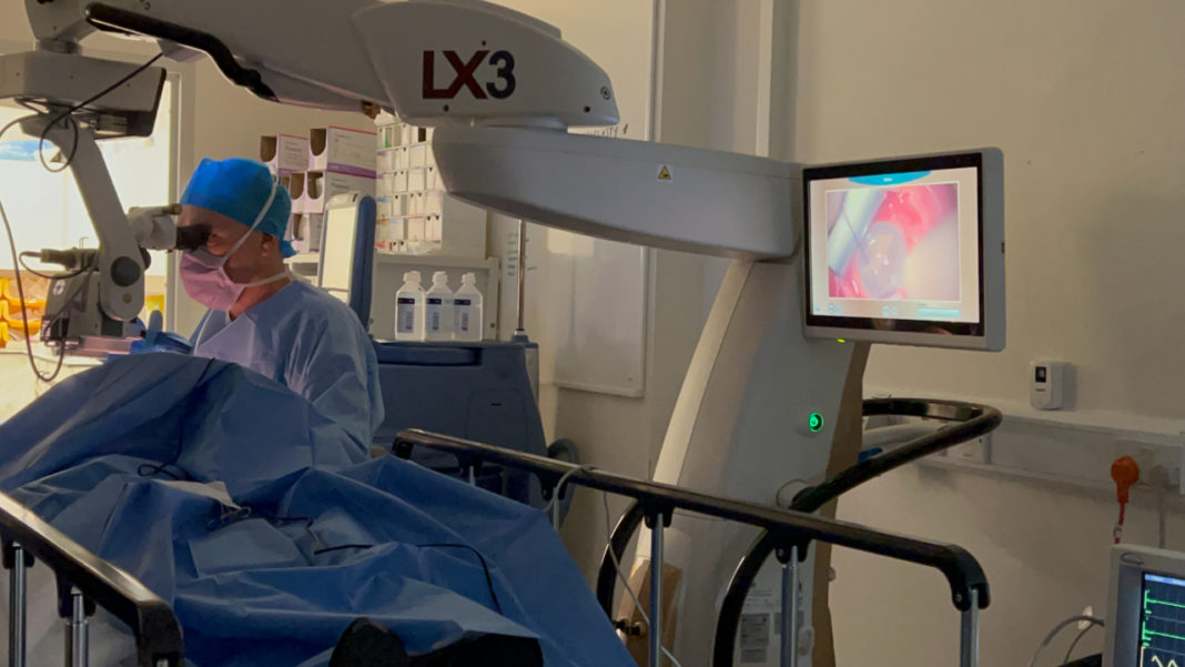 Midland Eye performs its first Preserflo Microshunt to treat Glaucoma ...