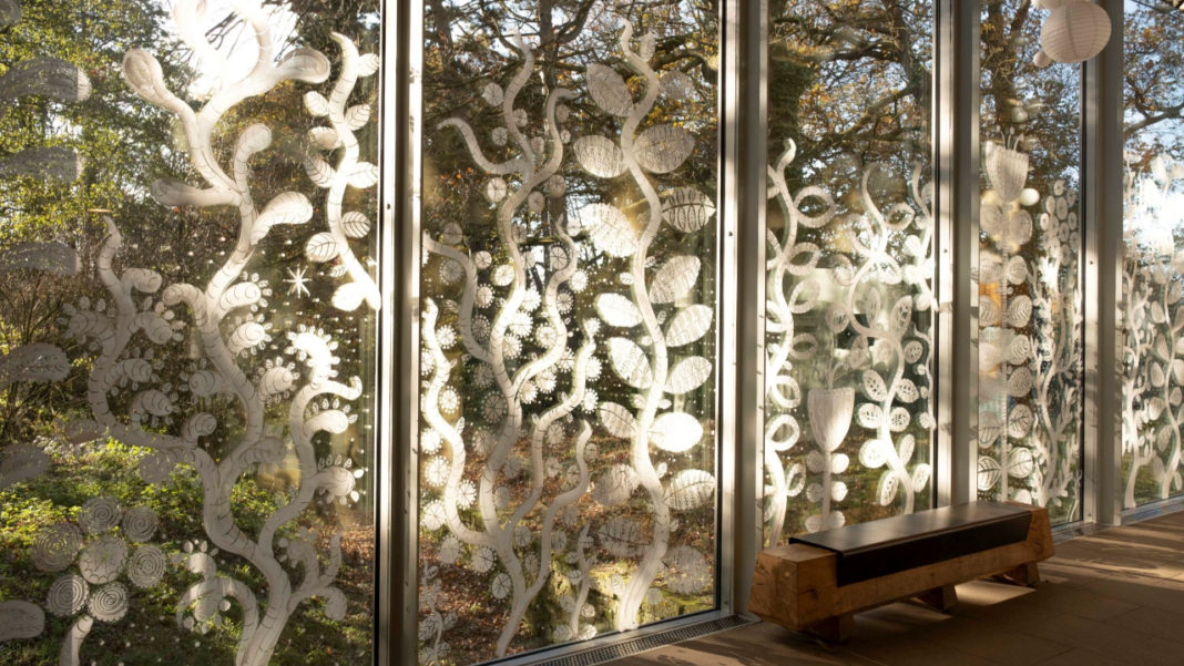 Volunteers create winter wonder-scape for Yorkshire Sculpture Park ...