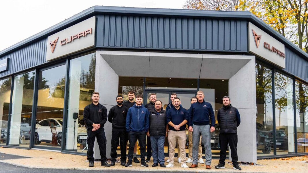 JCT600 welcomes customers to brand new CUPRA & SEAT dealership in Leeds ...