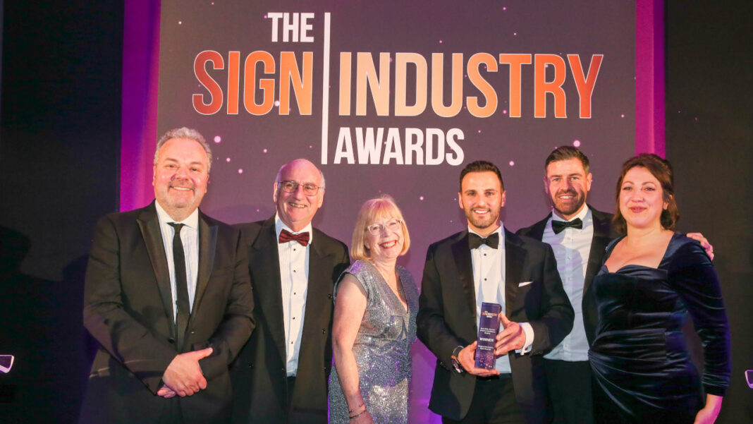 Signage Specialist Signs Now Celebrates Industry Award Win - Business ...