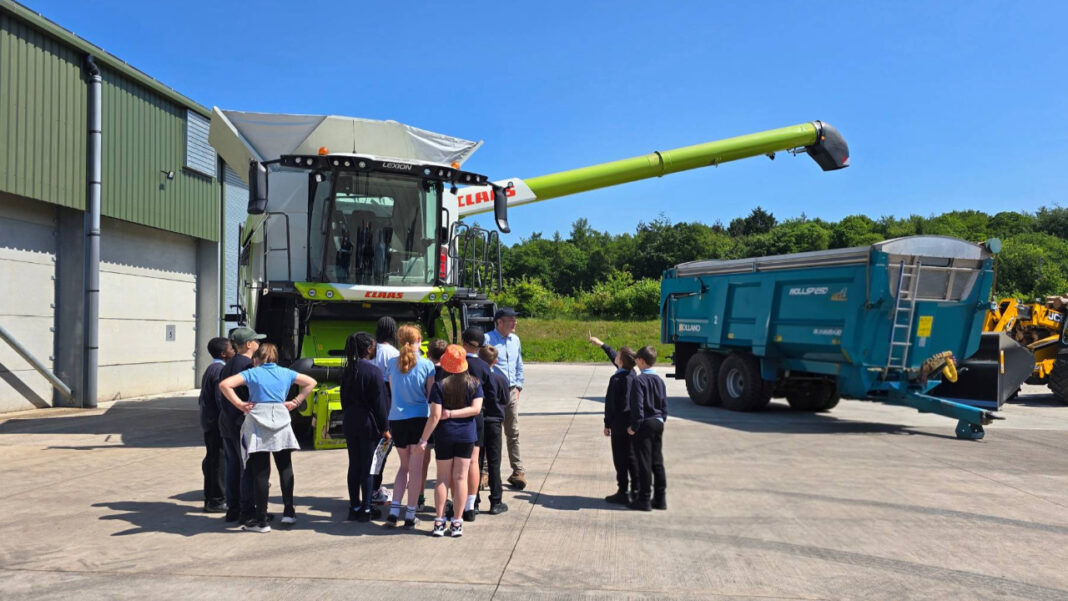 Primary school pupils experience countryside learning at Bradford ...