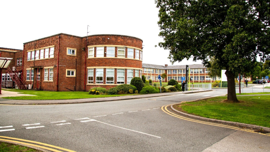 Welsh college unveils suite of new HE programmes in parnership with UK ...