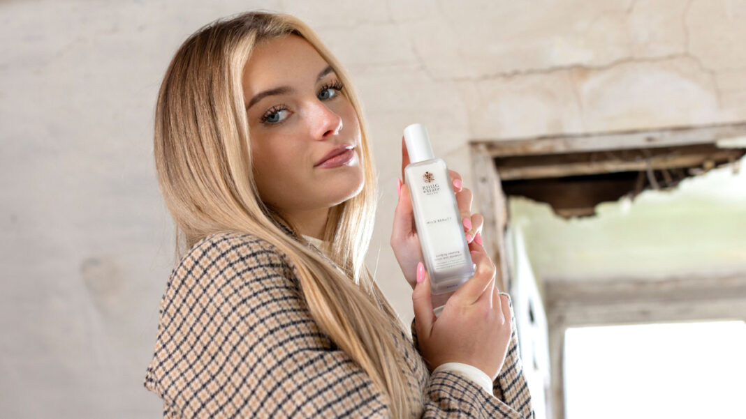 Welsh model is new face of award-winning organic beauty collection ...