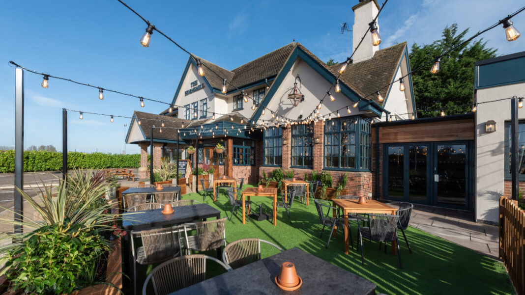 Hydes Raises A Glass To Summer And Invites Customers To Enjoy Top Beer ...